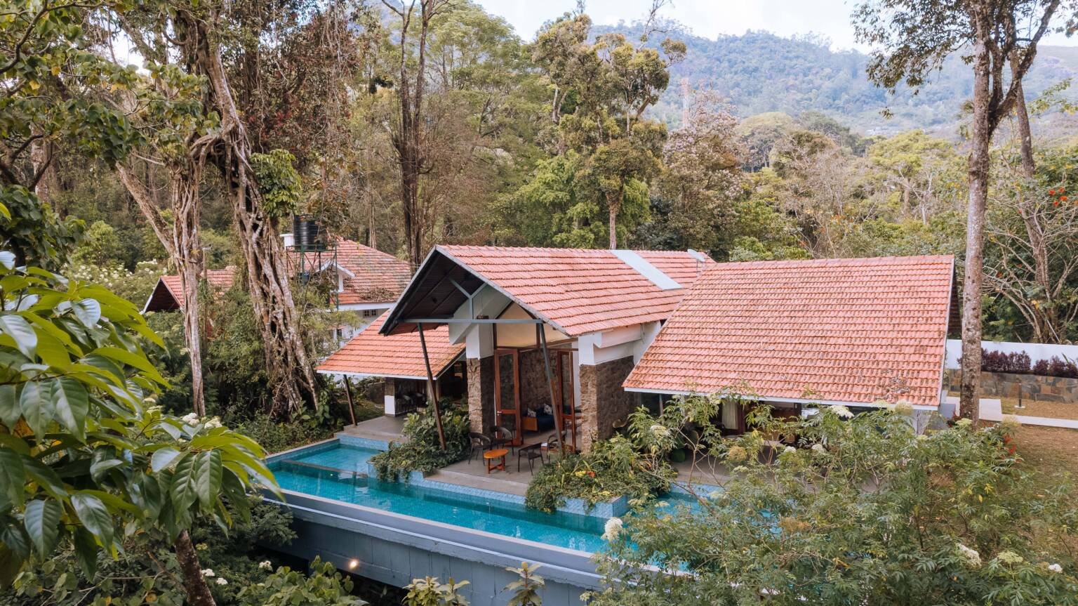 Romantic Getaway in Munnar | Elixirwoods